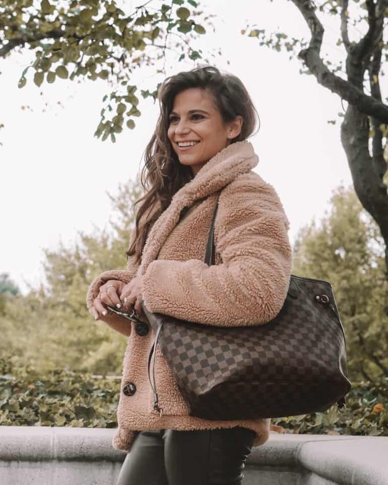 Louis Vuitton Neverfull Size Comparison Guide 2023 • Petite in Paris